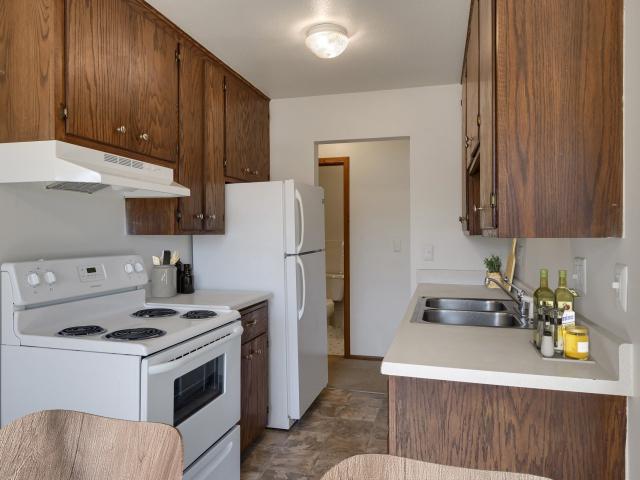 1 BR, 1 BA Apartment 1360 Terrace Drive Unit 136 206, Saint Paul, MN 55113