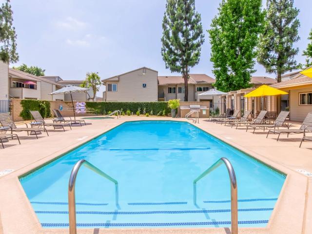 1 BR, 1 BA Apartment 1369 N Willow Unit 38, Rialto, CA 92376