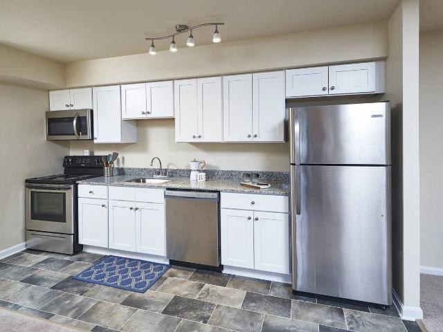 1 BR, 1 BA Apartment 136 160 Middle Road Unit H 7, Dublin, PA 18917