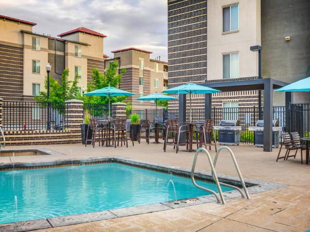 1 BR, 1 BA Apartment 136 W Fireclay Ave Unit 0176 402, Salt Lake City, UT 84107