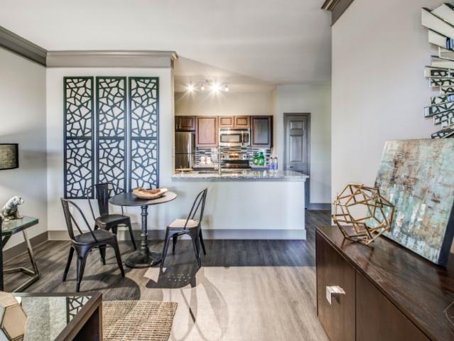 1 BR, 1 BA Apartment 13813 N MO Pac Expy, Austin, TX 78727