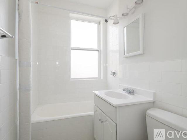 1 BR, 1 BA Apartment 138 Highland Ave, Unit 17, Somerville, MA 02143
