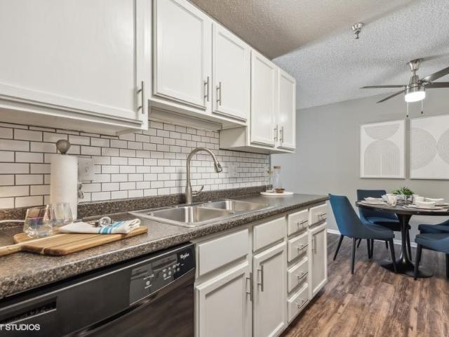 1 BR, 1 BA Apartment 13905 Chestnut Drive Unit 2 223, Eden Prairie, MN 55344