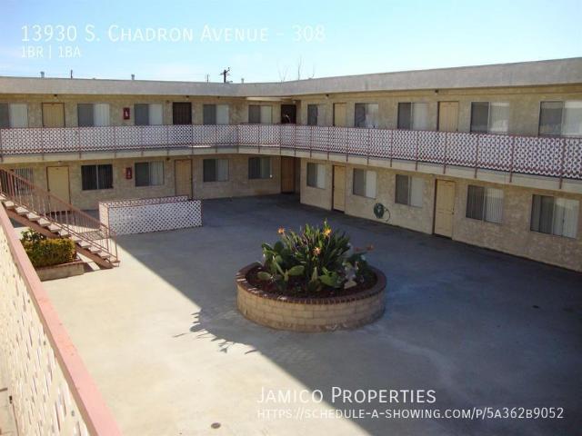 1 BR, 1 BA Apartment 13930 S. Chadron Avenue, Hawthorne, CA 90250
