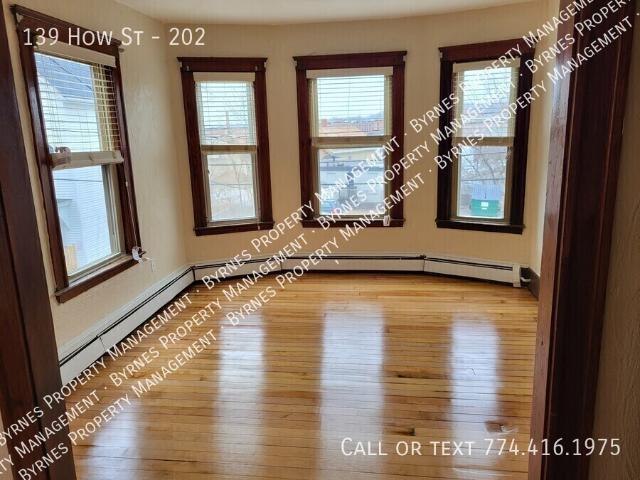 1 BR, 1 BA Apartment 139 How St, Haverhill, MA 01830