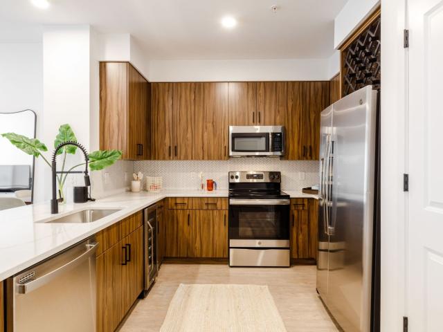 1 BR, 1 BA Apartment 1 Bergen Street Unit 322, Harrison, NJ 07029
