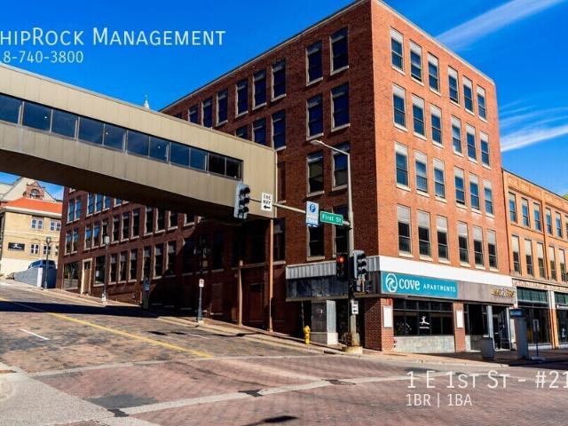 1 BR, 1 BA Apartment 1 E 1st St, Duluth, MN 55805