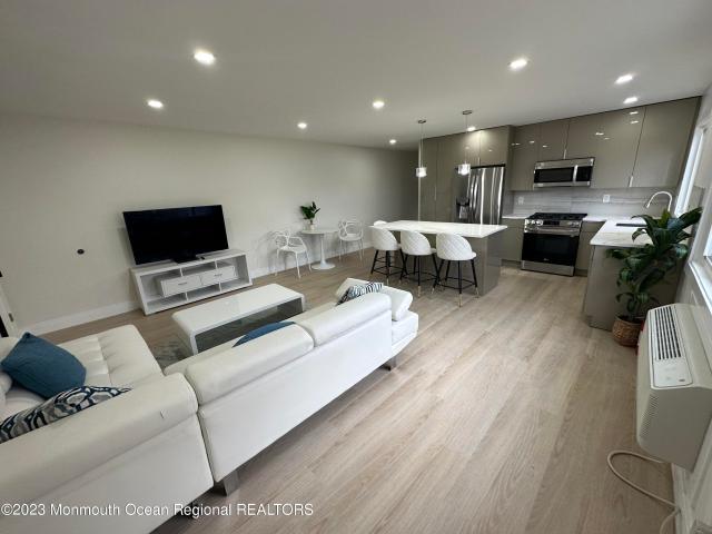 1 BR, 1 BA Apartment 1 North Ocean Ave, Belmar, NJ 7719
