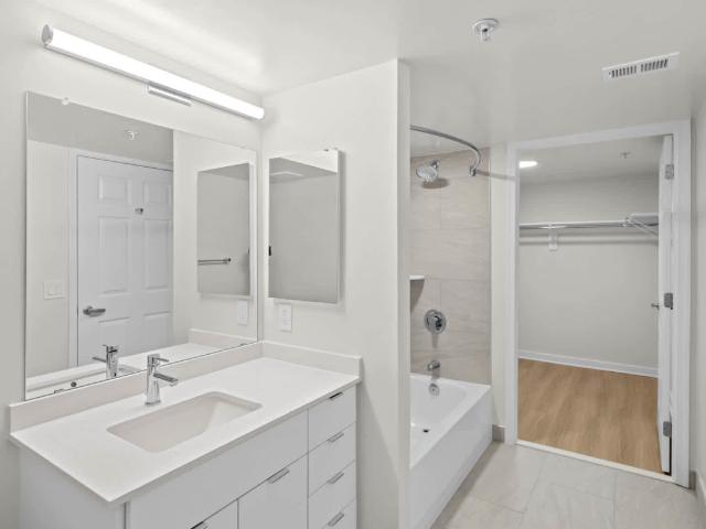 1 BR, 1 BA Apartment 2400 M Street Northwest Unit 538, Washington, DC 20037