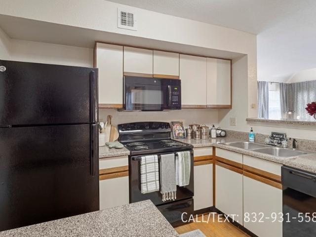 1 BR, 1 BA Apartment 2401 Revere St, Houston, TX 77098