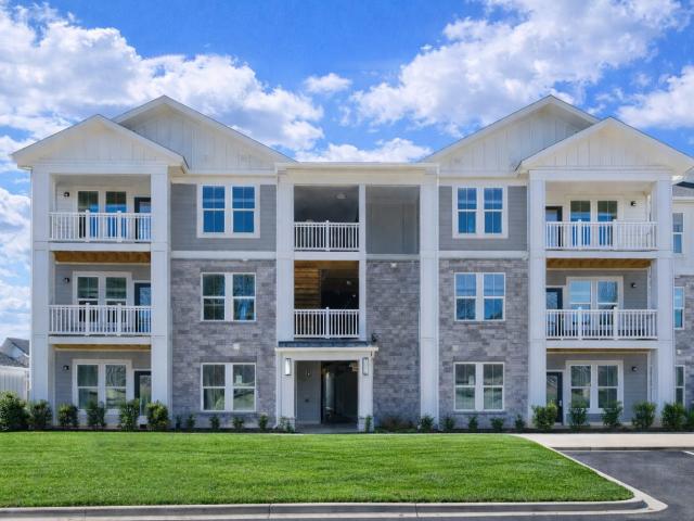 1 BR, 1 BA Apartment 2410 Smith Glen Road Unit 6 102, Charlotte, NC 28262