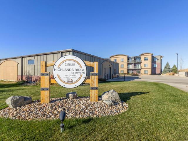1 BR, 1 BA Apartment 2412 E 4th St Unit 208, Pierre, SD 57501