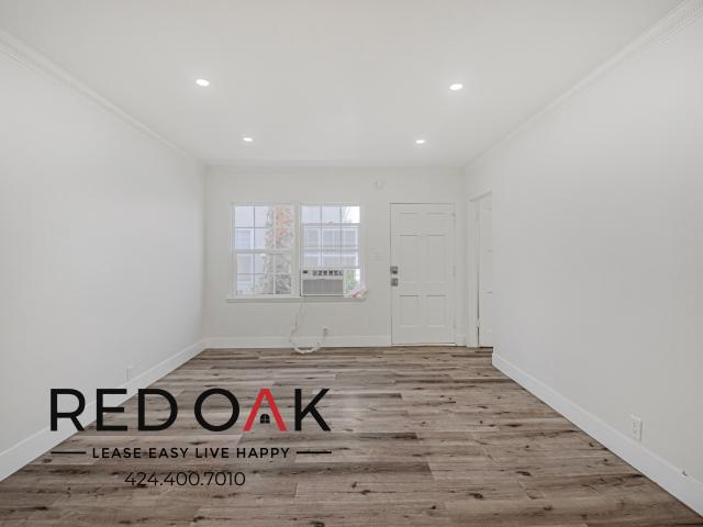 1 BR, 1 BA Apartment 2417 W Vernon Ave, Los Angeles, CA 90008