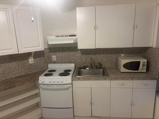 1 BR, 1 BA Apartment 2424 Grant Street, Hollywood, FL 33020