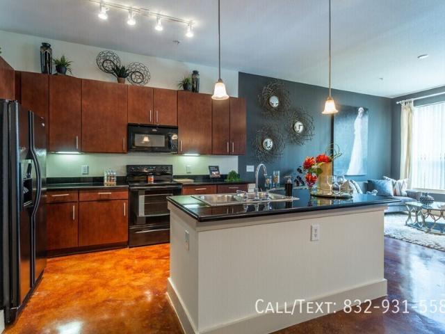1 BR, 1 BA Apartment 2424 Sawyer Heights St, Houston, TX 77007