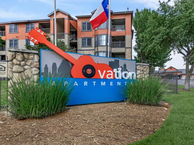 1 BR, 1 BA Apartment 2425 East Riverside Drive Unit 124, Austin, TX 78741