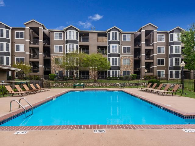 1 BR, 1 BA Apartment 2431 E Riverside Dr #421, Austin, TX 78741