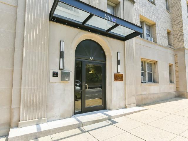 1 BR, 1 BA Apartment 2445 15th Street Northwest Unit 00B, Washington, DC 20009