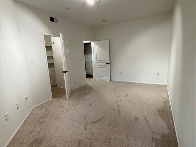 1 BR, 1 BA Apartment 2457 Watermarke Place, Irvine, CA 92612