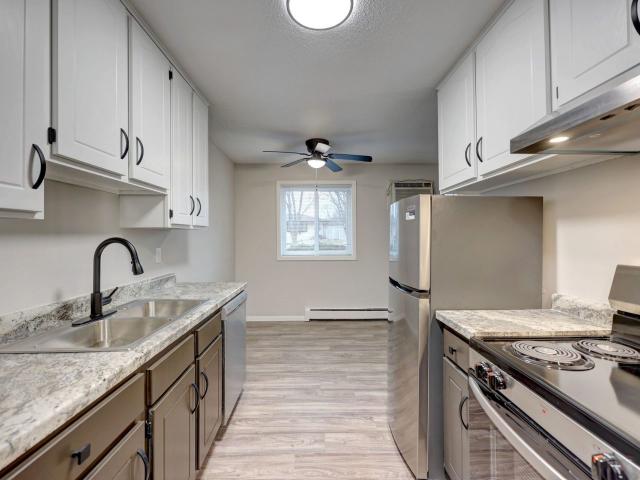 1 BR, 1 BA Apartment 245 99th Ave NE Unit 249 306, Minneapolis, MN 55434