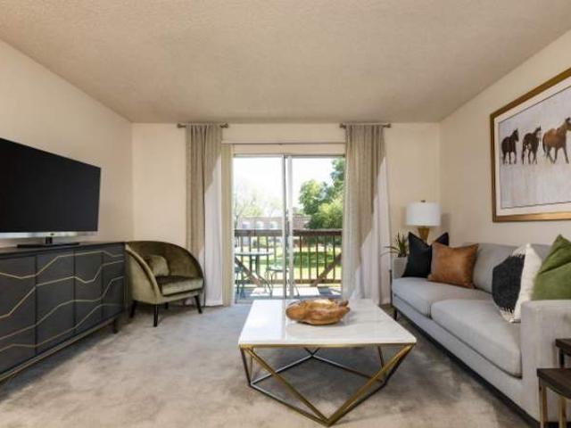 1 BR, 1 BA Apartment 2470 S Quebec St, Denver, CO 80231