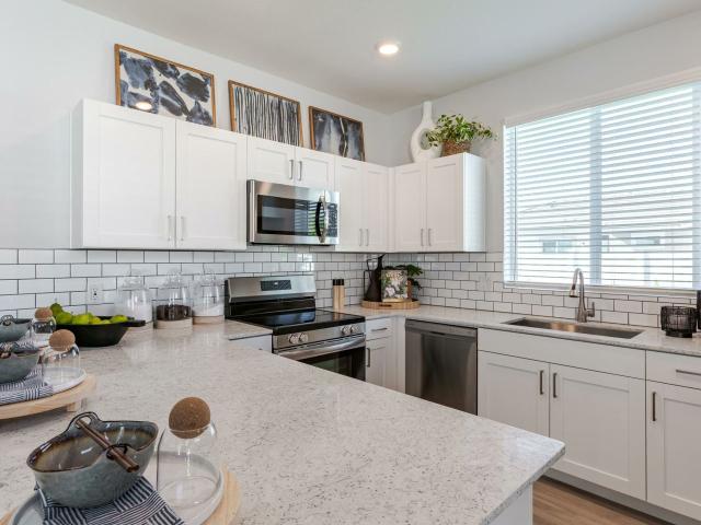 1 BR, 1 BA Apartment 24750 North 145th Avenue Unit 1 1209, Surprise, AZ 85387
