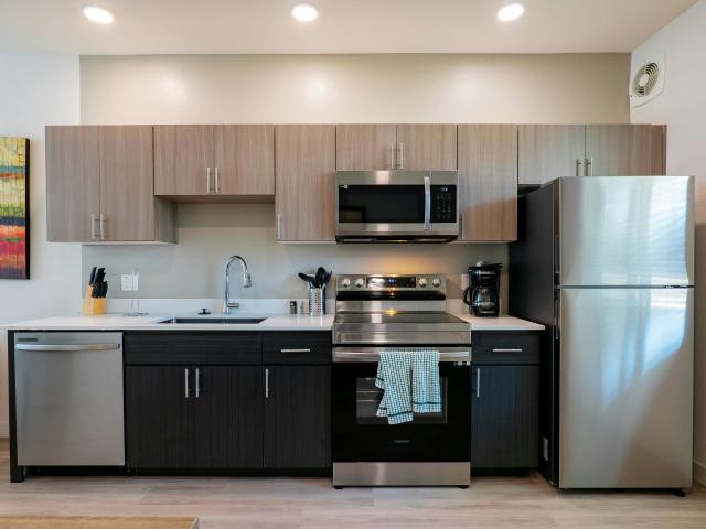 1 BR, 1 BA Apartment 24825 North 19th Avenue Unit 2428, Phoenix, AZ 85085