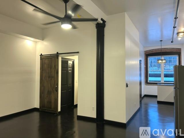 1 BR, 1 BA Apartment 24 Beacon St, Unit 217D, Littleton, NH 03561