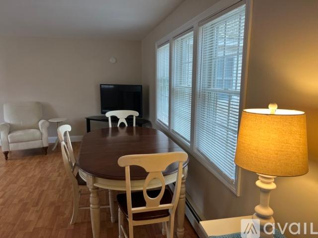 1 BR, 1 BA Apartment 24 Lockwood Dr, Unit 24, Kennebunk, ME 04043