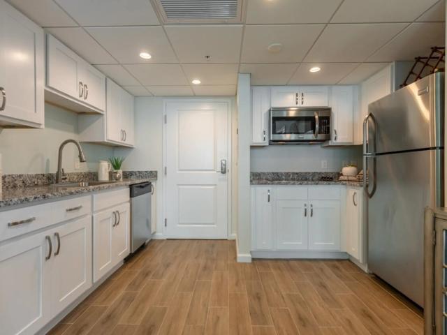 1 BR, 1 BA Apartment 2500 Edwards Drive Unit 1 1102, Fort Myers, FL 33901