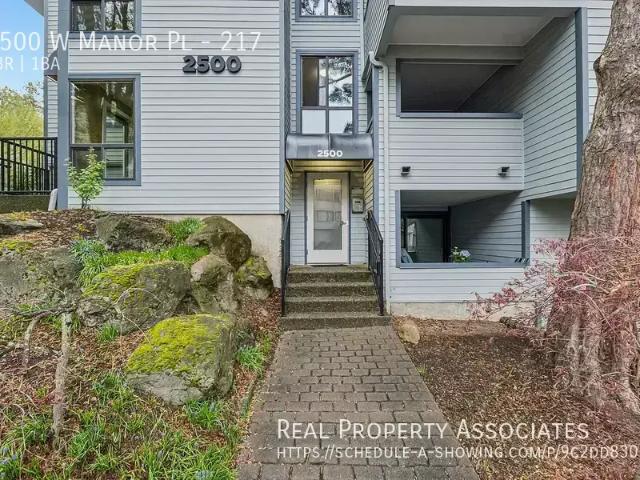 1 BR, 1 BA Apartment 2500 W Manor Pl, Seattle, WA 98199