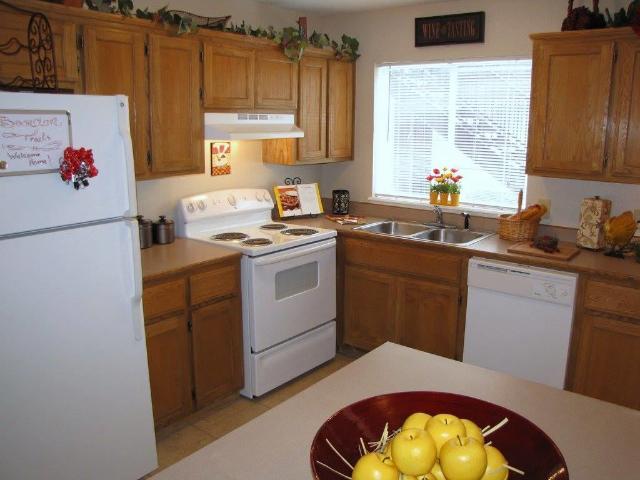 1 BR, 1 BA Apartment 2505 E 88th St Unit 205 C, Tulsa, OK 74137