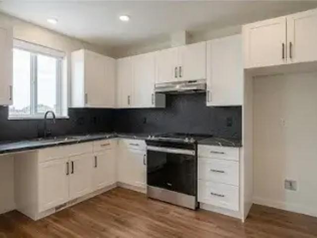 1 BR, 1 BA Apartment 250 East Arapaho Road, Richardson, TX 75081