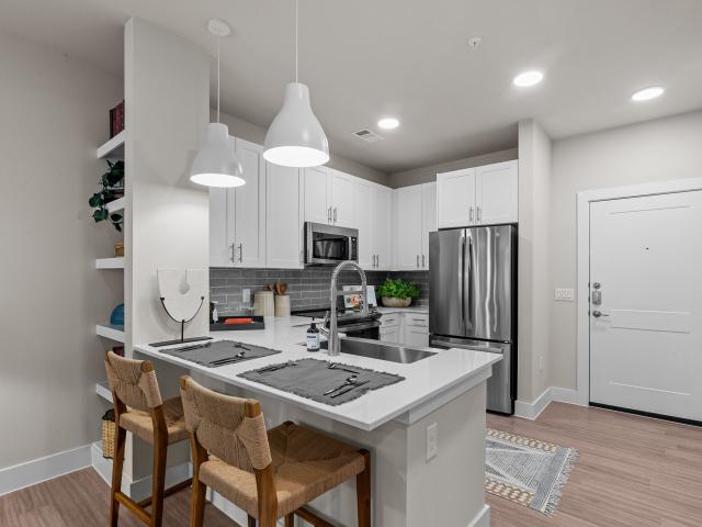 1 BR, 1 BA Apartment 250 North Village Drive Unit 1414, Webster, TX 77598
