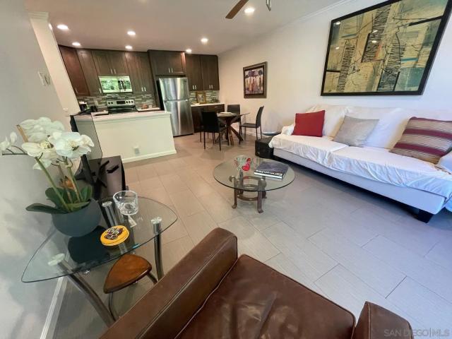 1 BR, 1 BA Apartment 2510 Torrey Pines Road, La Jolla, CA 92037