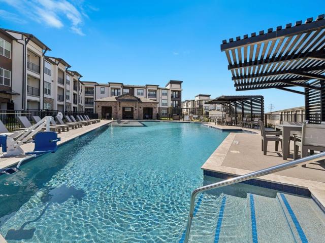 1 BR, 1 BA Apartment 2512 N Grand Ave Unit 8203, Gainesville, TX 76240