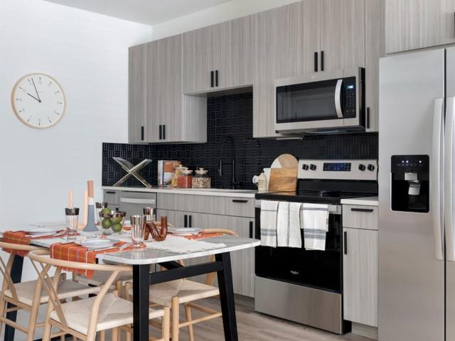 1 BR, 1 BA Apartment 2520 Washington Avenue Unit 654, Houston, TX 77007