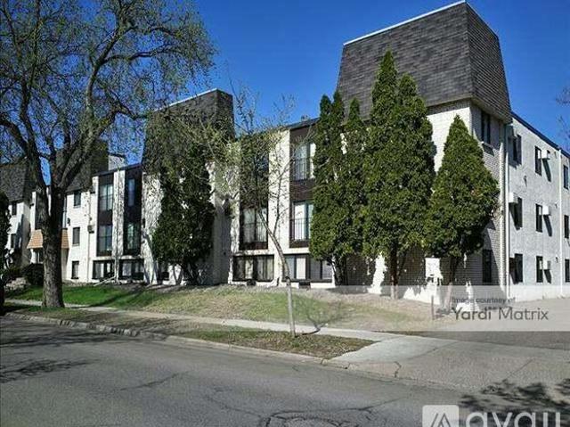 1 BR, 1 BA Apartment 2525 Harriet Avenue, Unit 320, Minneapolis, MN 55405