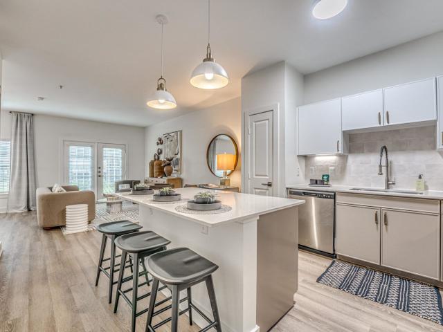 1 BR, 1 BA Apartment 2525 North Henderson Avenue Unit 319, Dallas, TX 75206