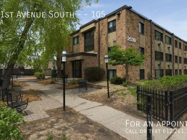 1 BR, 1 BA Apartment 2530 1st Avenue South, Minneapolis, MN 55404