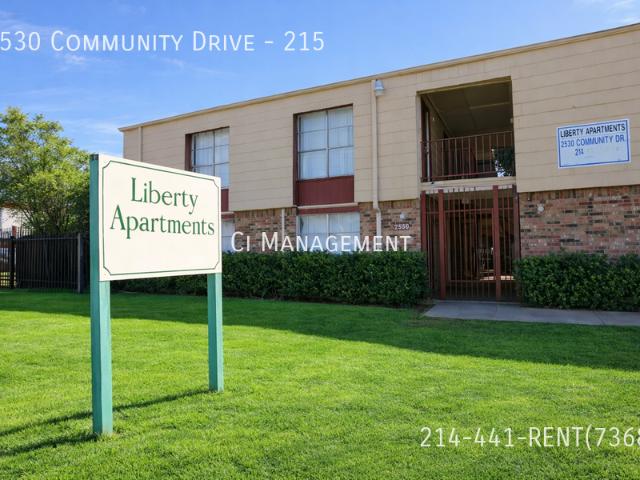 1 BR, 1 BA Apartment 2530 Community Drive, Dallas, TX 75220