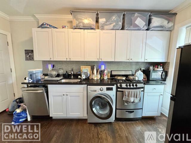1 BR, 1 BA Apartment 2535 N Seminary Ave, Unit 1 Bed #3, Chicago, IL 60614