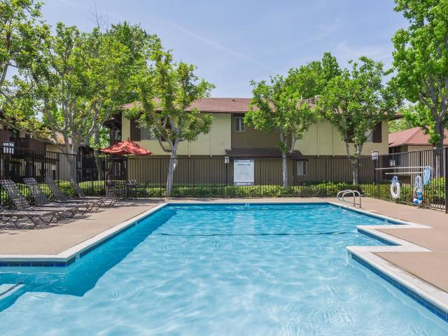 1 BR, 1 BA Apartment 2540 Country Hills Road Unit 233, Brea, CA 92821