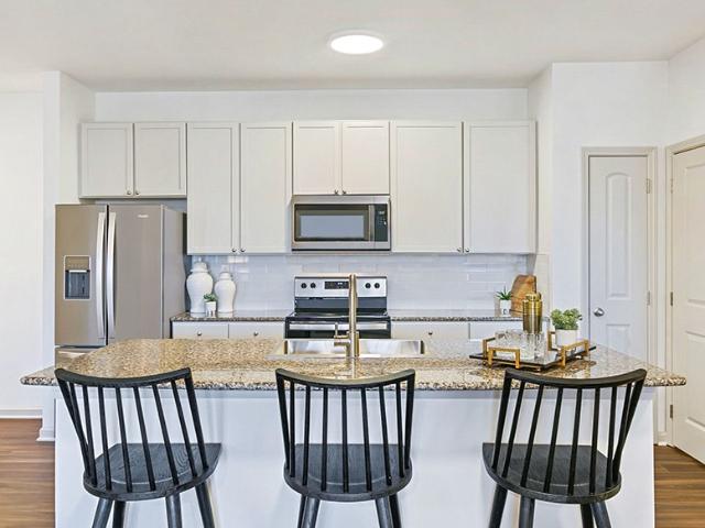 1 BR, 1 BA Apartment 25510 Burbage Circle Unit 20015, Cary, NC 27519