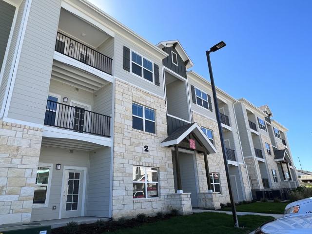 1 BR, 1 BA Apartment 25655 Overlook Parkway Unit 35905, San Antonio, TX 78260