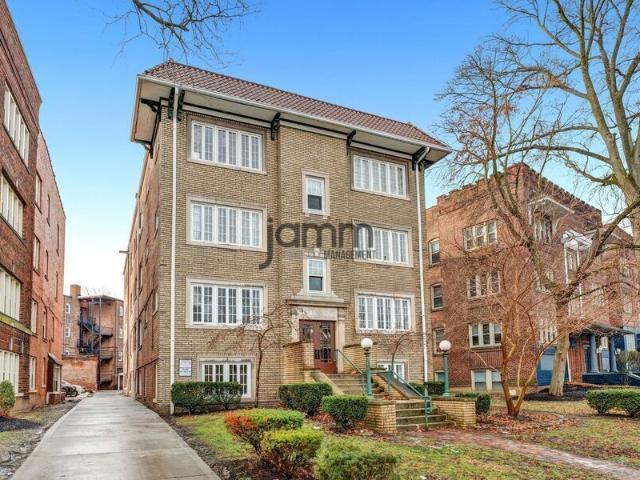 1 BR, 1 BA Apartment 2568 Overlook Road, Cleveland Heights, OH 44106