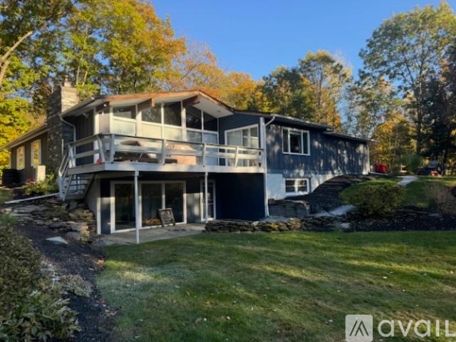 1 BR, 1 BA Apartment 258 Notch Road, Unit Notch Apartment, Mendon, VT 05701