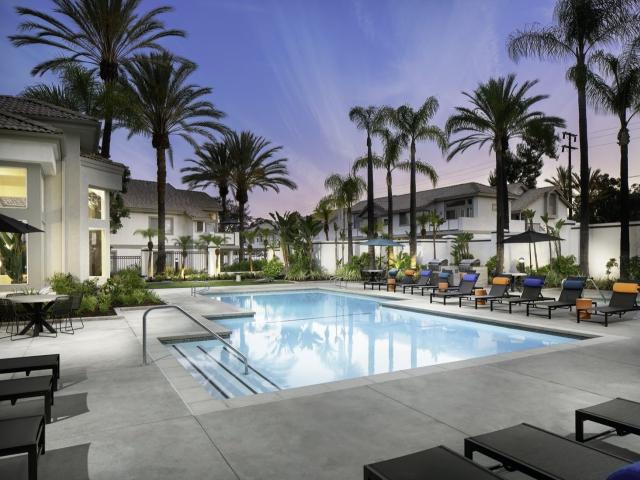 1 BR, 1 BA Apartment 2598 Associated Road Unit 09, Fullerton, CA 92835