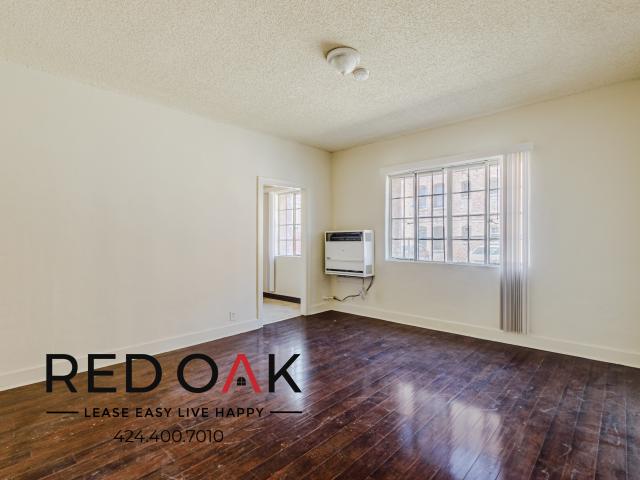 1 BR, 1 BA Apartment 259 S Harvard Blvd, Los Angeles, CA 90004