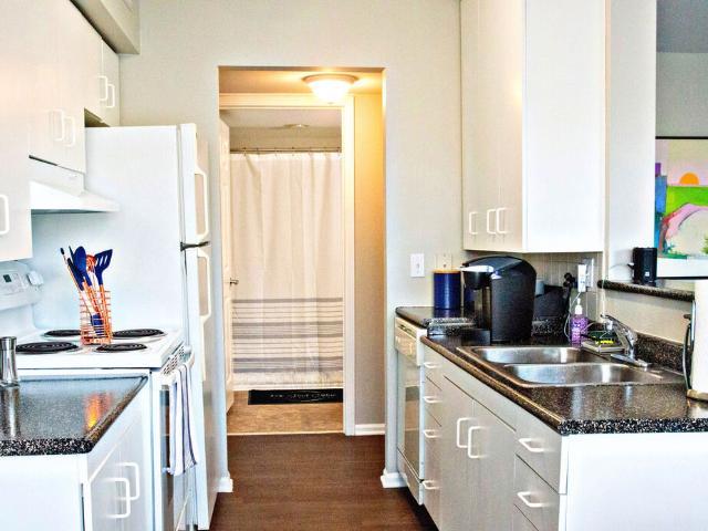 1 BR, 1 BA Apartment 2600 Harrison Street #104 Unit 00337 2508 0201, Kansas City, MO 64108